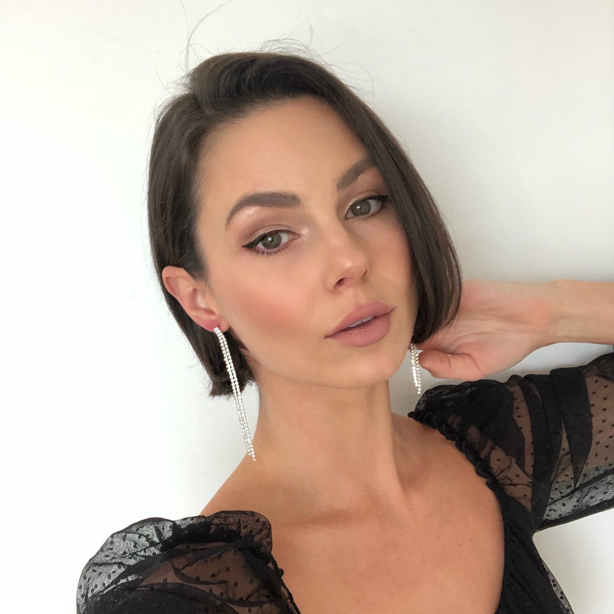 Lea Single Fringe Earrings – French Fiasco